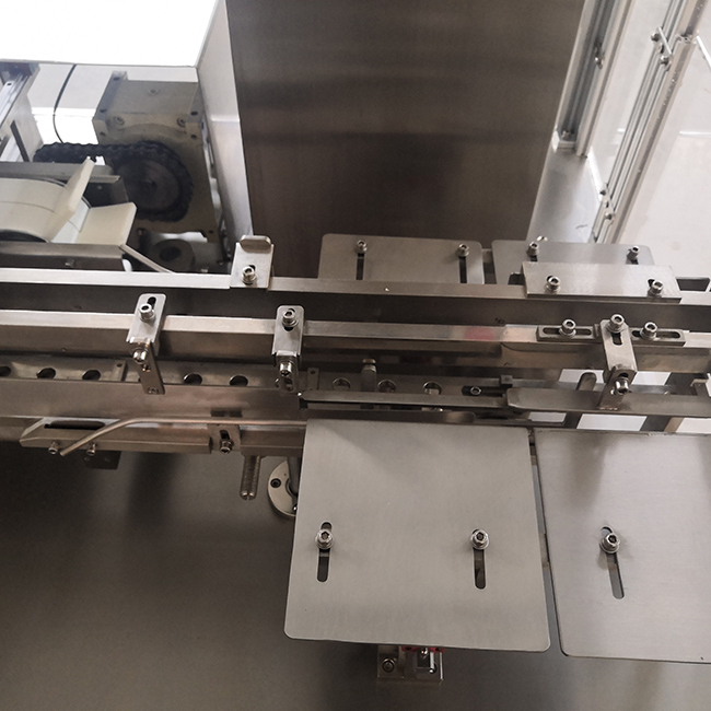 Box Machine for Bottle with Turntable And Conveyor Belt - Buy vertical ...